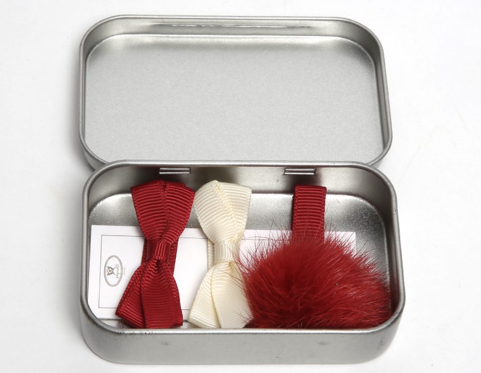 TIN OF BOWS | Papouelli