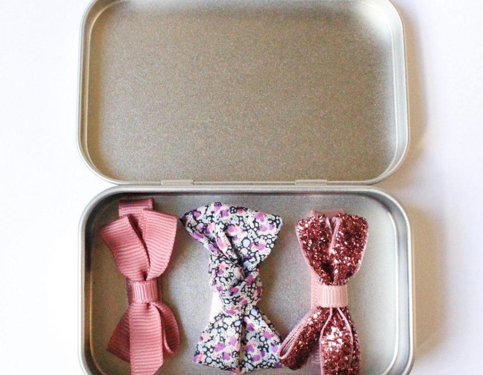 TIN OF BOWS | Papouelli